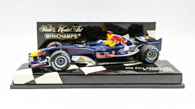 レッドブル RB2 D.クルサード | F1ミニカーあれこれ